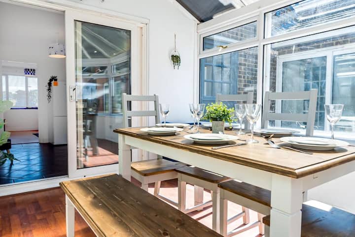 Stylish Family Friendly 4br Stay | Prime Ipswich - Ipswich