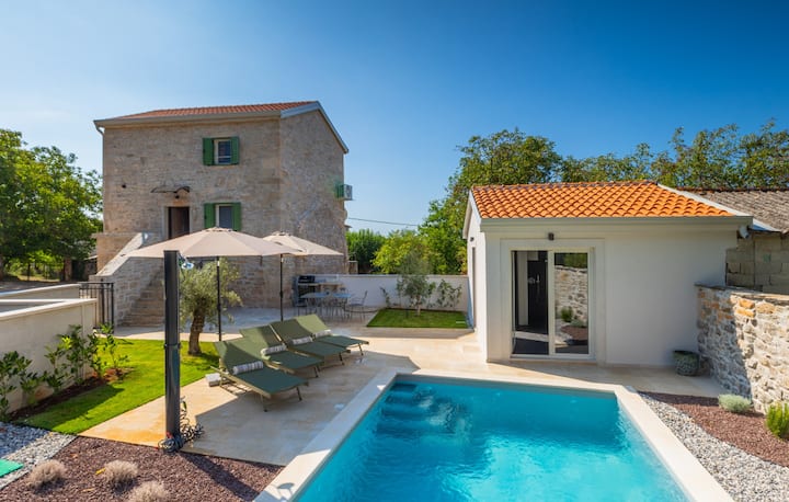 Villa Andrea By Villas Guide - Motovun