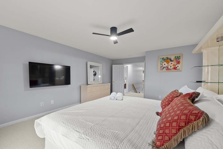 Pickerington Haven - Home For 10 - Canal Winchester, OH