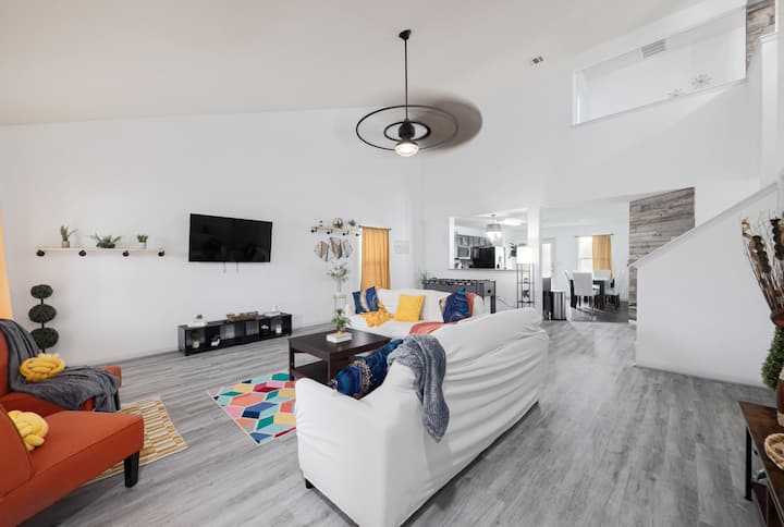 Kitchen • Foosball • Fenced Yard • Parking - Kyle, TX