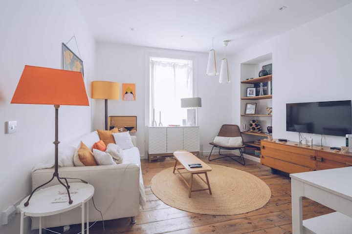 Lovely 1br Apartment In King Street - Gibraltar