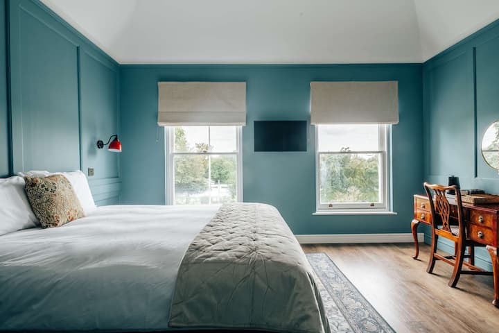 Deluxe King Room With A Thames View - Hampton