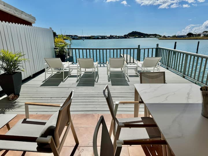 Stunning Waterfront Retreat - Antigua and Barbuda