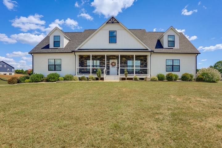 Private Boat Slip On Lake Anna: 3,000-sq-ft Home! - Lake Anna, VA