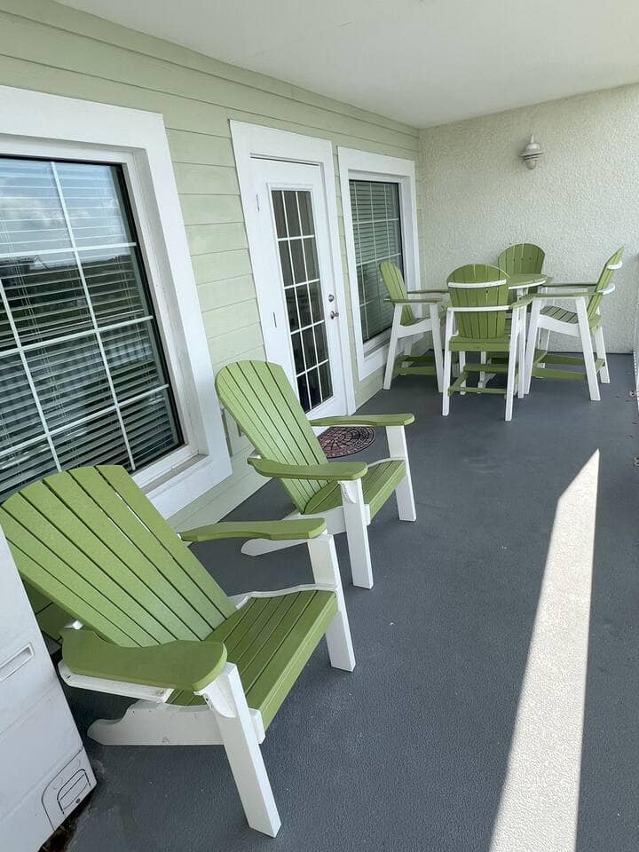 Splash Harbour Waterfront Condo, Harbourside #7717 - Indian Rocks Beach, FL