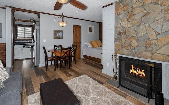 4304  Panoramic View Condo @ The Pinnacle Inn  Ind - Beech Mountain, NC