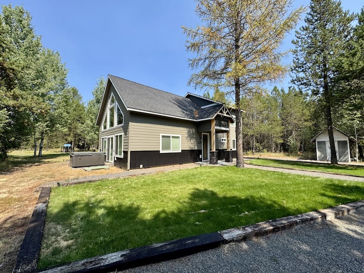 Modern Retreat Near Boulder Creek & Lake Cascade - Donnelly, ID