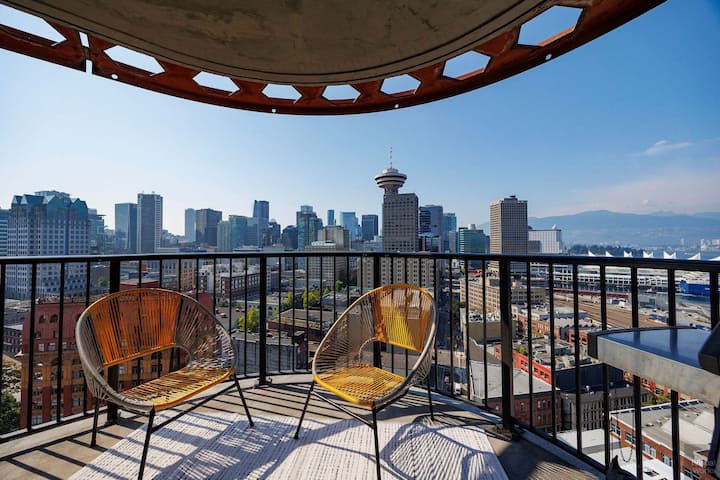 Elegant 2-bedroom Condo In Vancouver - Vancouver