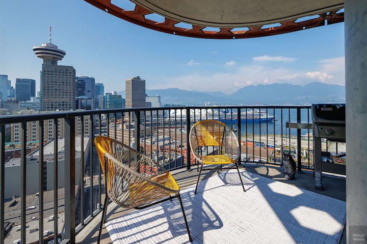 Elegant 2-bedroom Condo In Vancouver - Vancouver