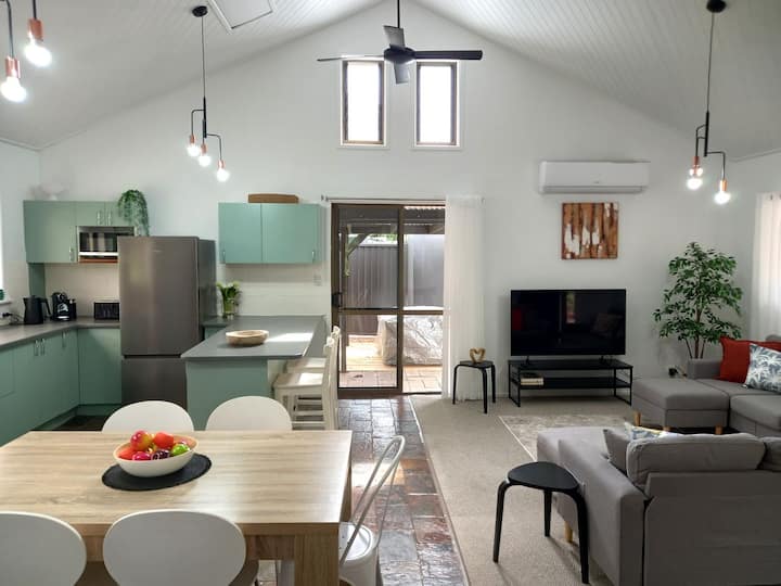 8 Bomburra Court - Rainbow Beach.wi-fi. Aircon - Rainbow Beach