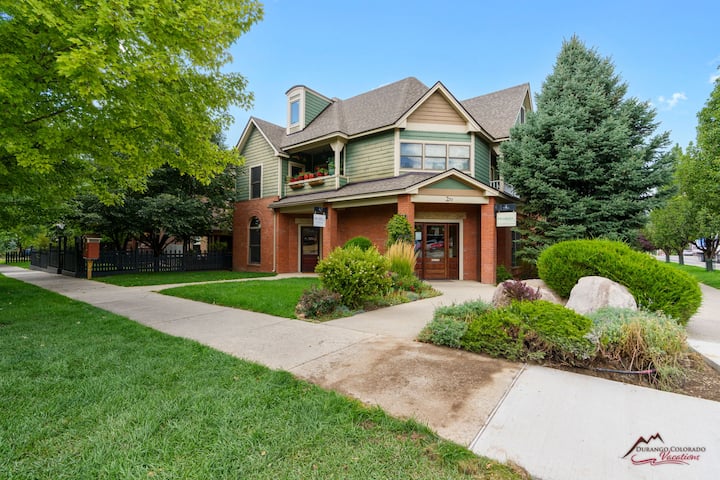 Downtown Location, Luxury Condo, Couples Retreat! - Durango, CO