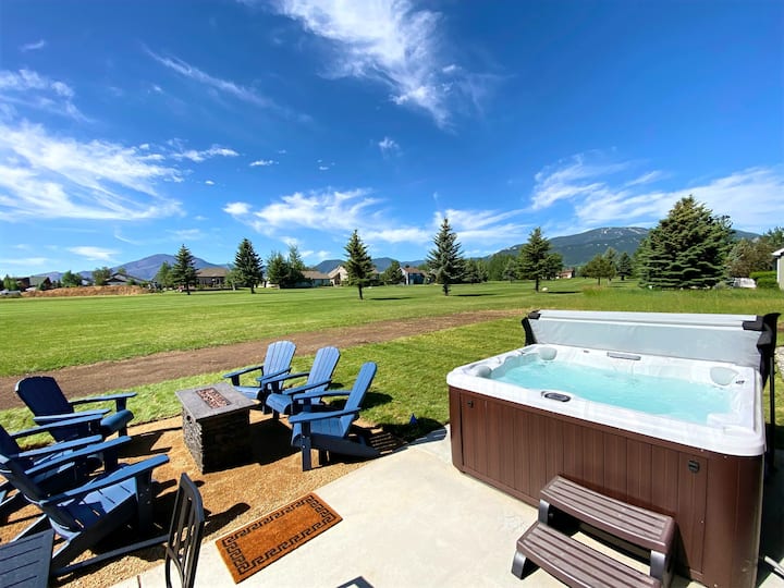 Hucklebeary Hideaway - Red Lodge, MT