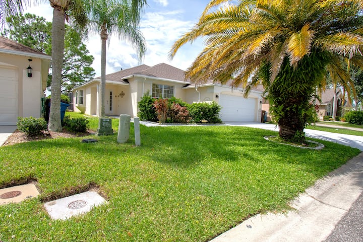 Oasis At The Famous Southern Dunes Golf Course - Davenport, FL