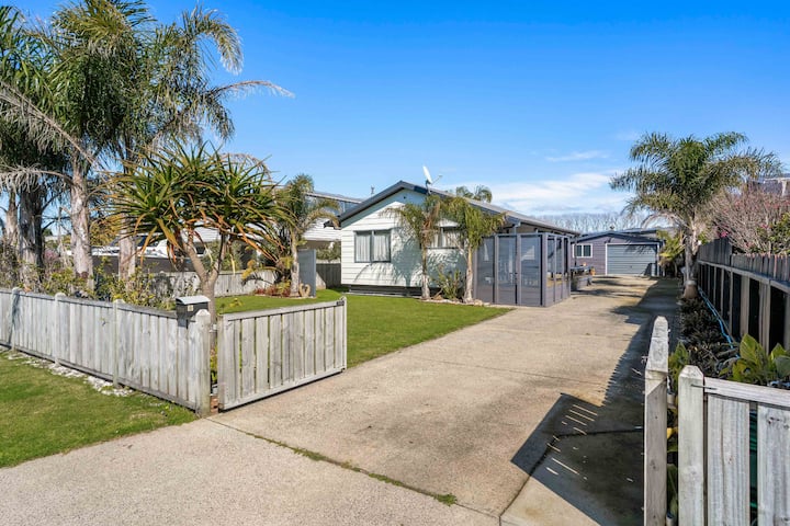 Arkhos - Whitianga Holiday Home - Whitianga