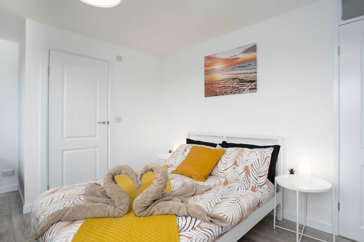 Large 3 Bed House - Parking - Lincoln