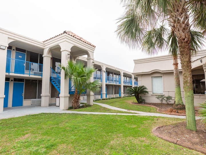 Premium 2 Lit Complet Accessible - Baton Rouge, LA