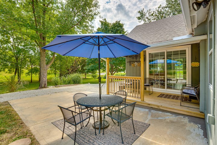 5 Mi To Kansas Speedway! 'Cowtown Cutie Kc' - Shawnee, KS