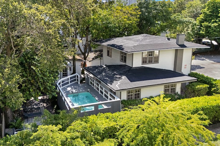 7bd Downtown Oasis - Pool - 10 Mins To South Beach - Miami, FL