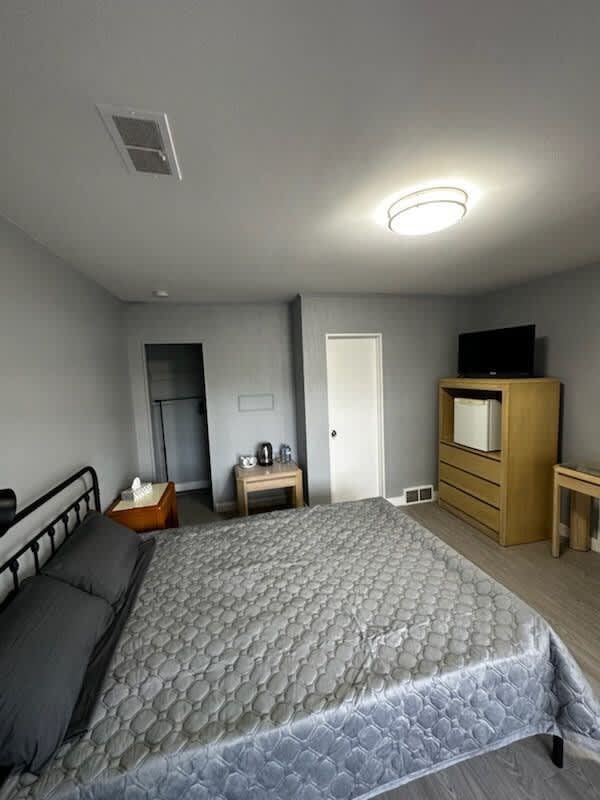 Niagara Falls 1-Bedroom Suite #21 - Apartments for Rent in Niagara ...