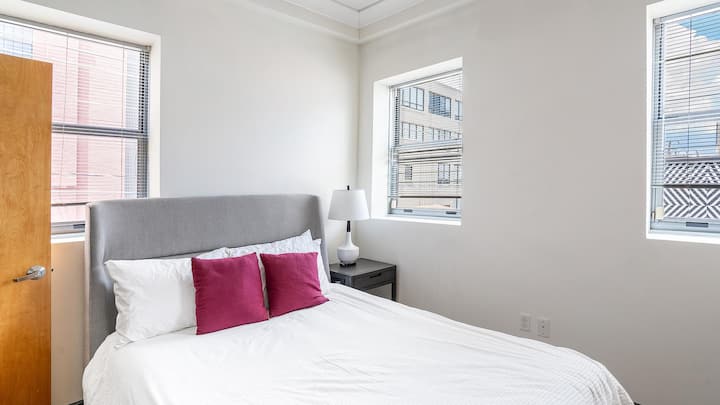 Landing | Spectacular 1bd, Gym, Clubhouse - Richmond, VA