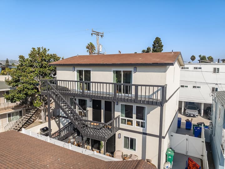 Jewell Street Gems: Two Homes In One! - San Diego, CA