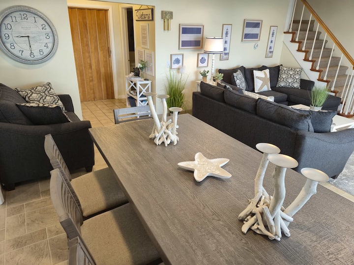 Lake And Lodge By Kzoobnb - Portage, MI