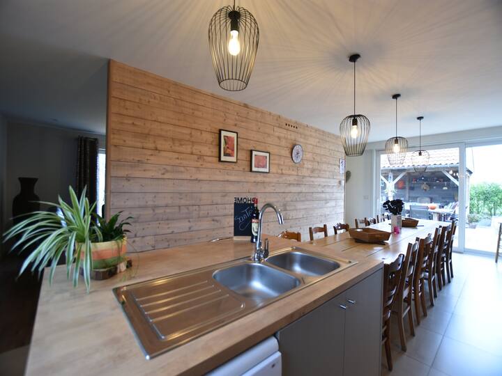 Magnifique Maison De Campagne Avec Immense Jardin - Cassel