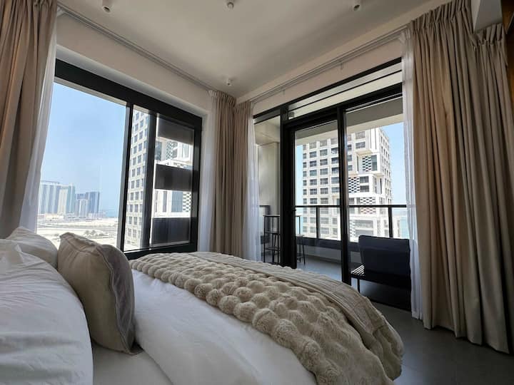 Stylish Waterfront 1br | Al Reem Island - Abu Dhabi