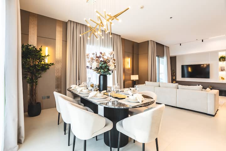 Penthouse On 75th Floor | 4 Bedrooms | Palm Views - Dubai Marina