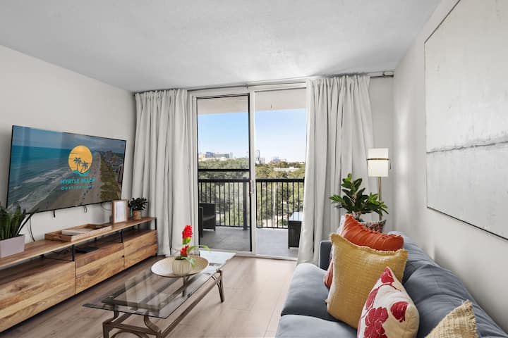 Holiday Towers 602 - Near Ocean! - Myrtle Beach, SC