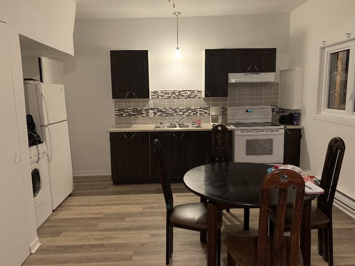 Grand Logement Chaleureux - La Tuque