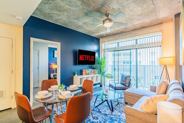 City 2br Near Dt With Balcony Gym Pool Parking Wd - 鳳凰城