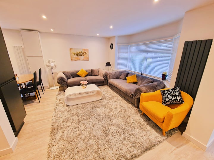 Luxurious Home In Chester, A Beautiful Sanctuary - Chester