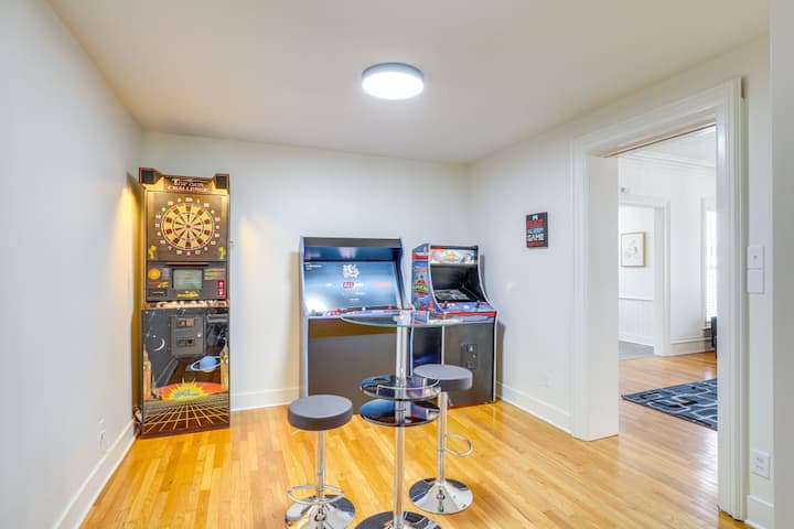 Pet-friendly Blair Lodge | Fireplace & Game Room - Nebraska