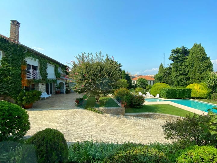 Authentic Villa With Pool & Garden - Juan-les-Pins