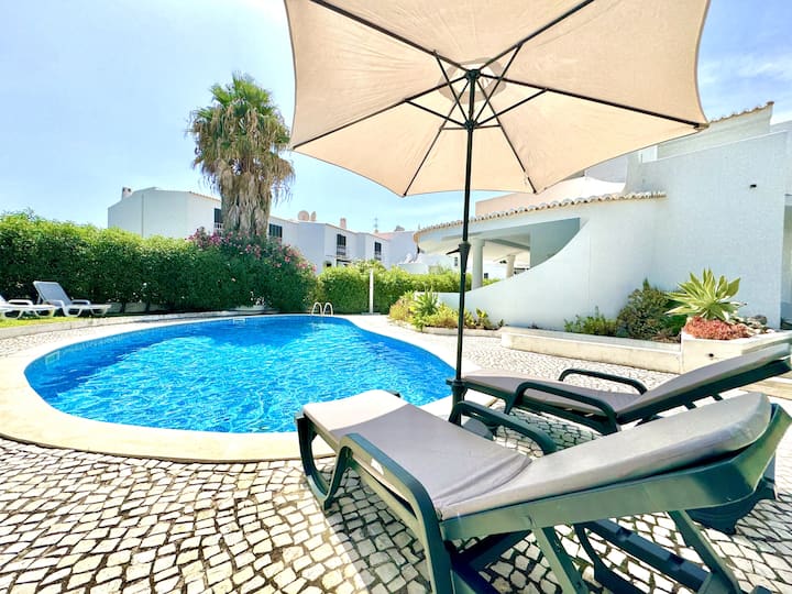 Albufeira Summer Villa 3 With Pool By Homing - Albufeira
