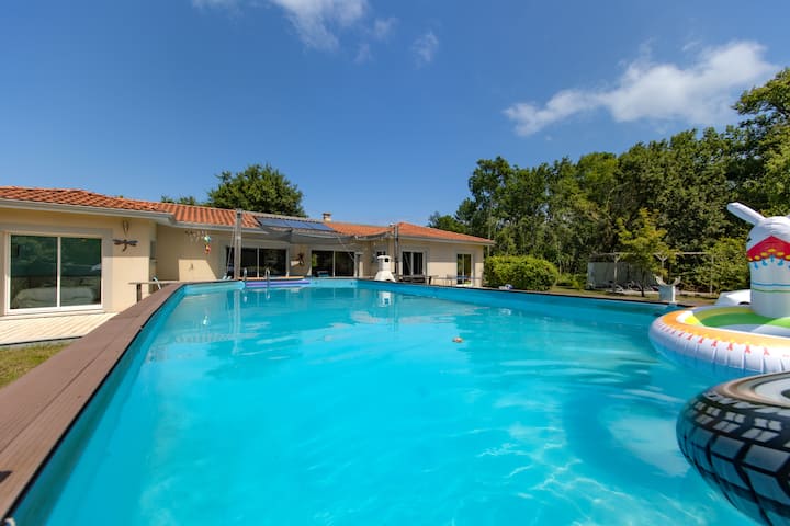 Familiale Sur 3000m2 Avec Piscine - Biscarrosse