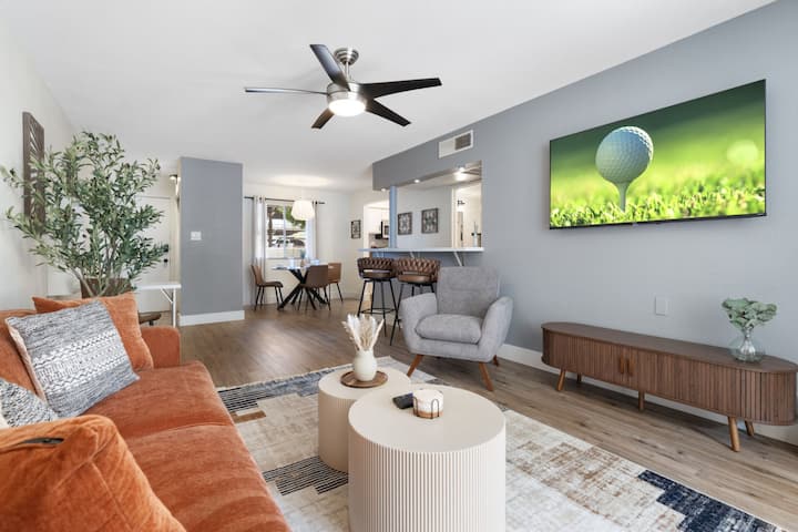 Walk To Old Town | 1br Condo, Heated Pool & Patio - Scottsdale, AZ