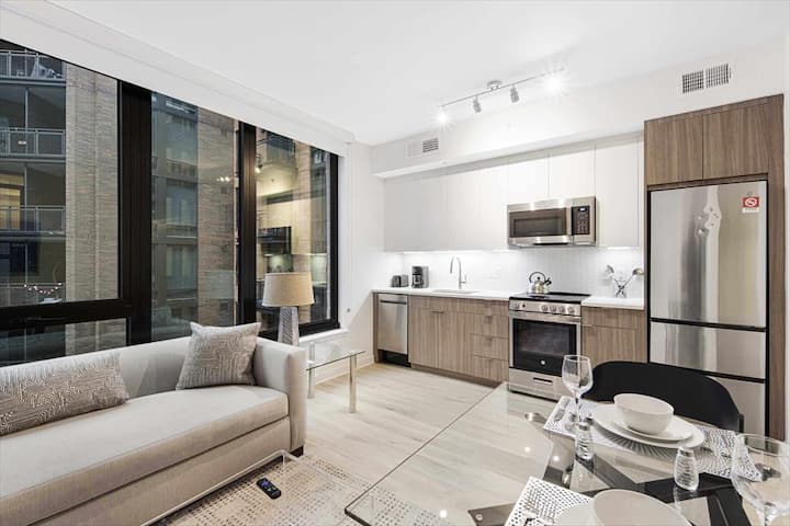 Min's From Metro Red Line 1 Br | Pet-friendly - Washington, DC