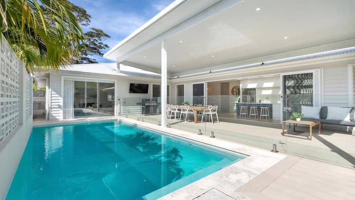 Iluka| Pool, Wifi, Close To Beach| Accom Holidays - Central Coast