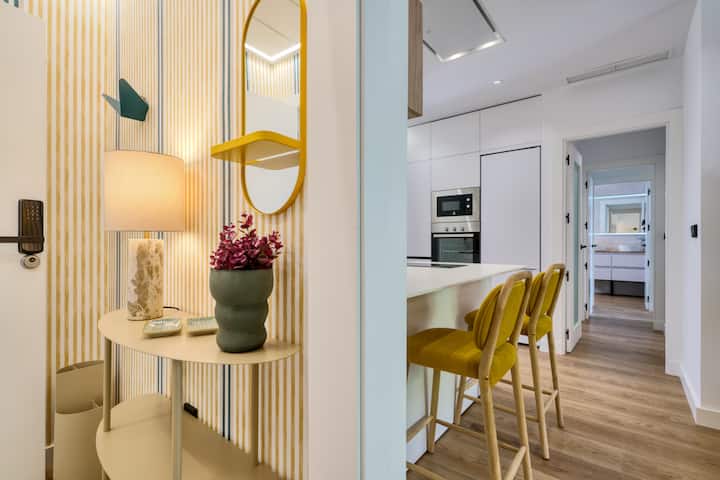 Appartement Confortable De 2 Chambres + Balcon Et - Sevilla, España