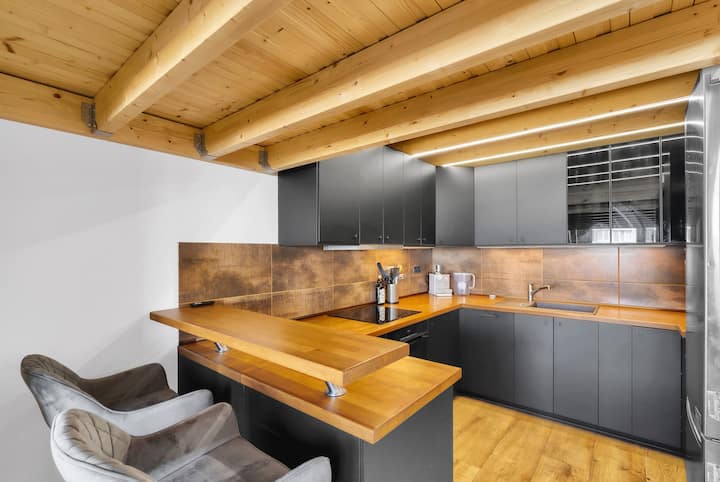 Sky View Family Apartment - Bratislava