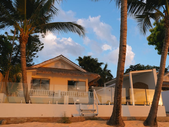 Mo's Beachfront Villa - Ko Samui