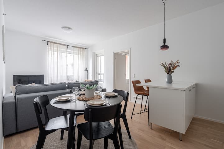 Homelike 1br Apt With Sauna & Balcony At Pyynikki - Tampere