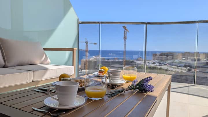 Sunset Waves Azure Apartment - Benidorm