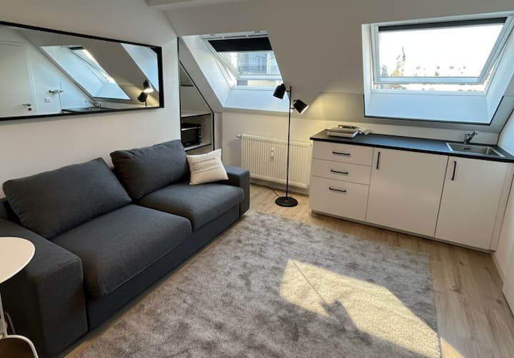 Cozy Top-floor Design Studio - Mühlburg– Apolonia - Karlsruhe