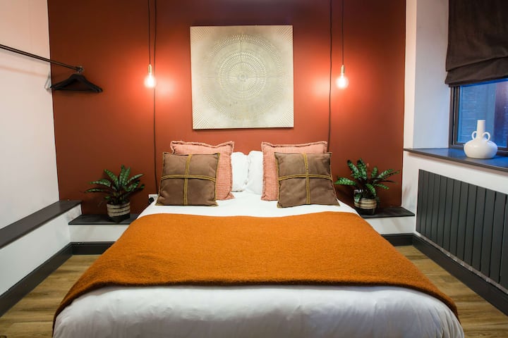 Stylish, Grade Ii Listed 1-bed, Northern Quarter - Manchester