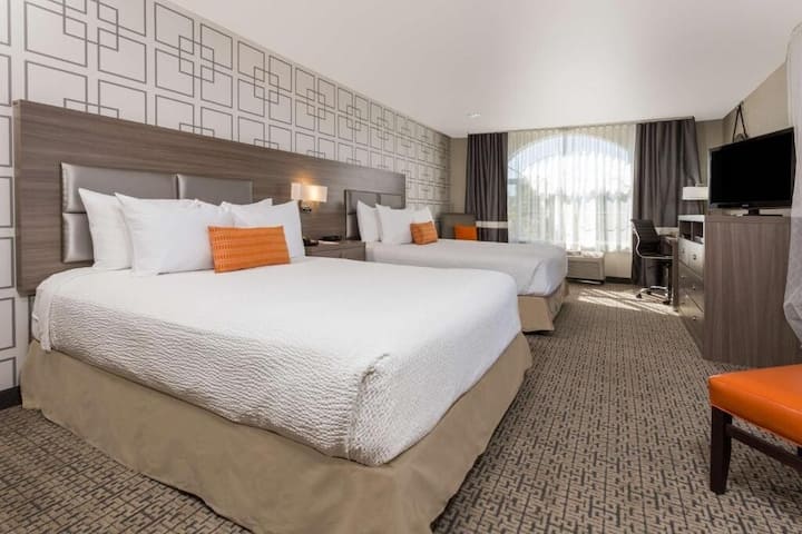 Relaxing Stay W/ Free Breakfast & Parking - Livermore, CA