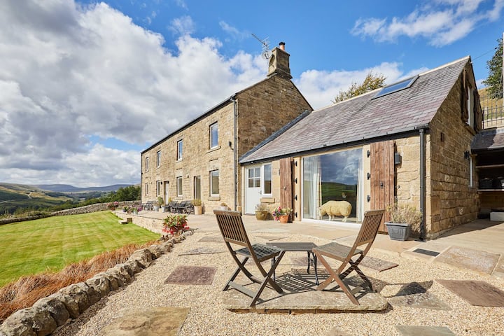 Host & Stay | Edge Farm - Grassington