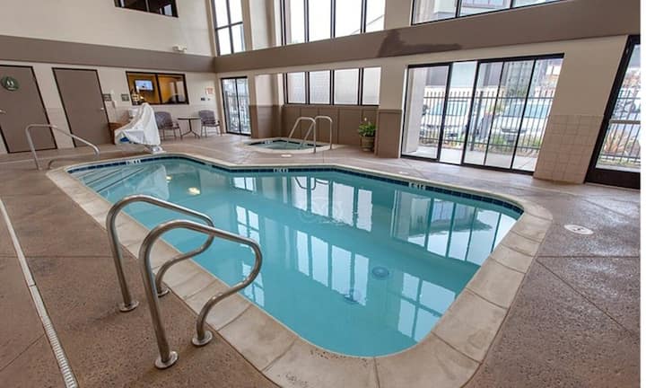 2 Relaxing Rooms Near Downtown Napa | Heated Pool - Napa, CA